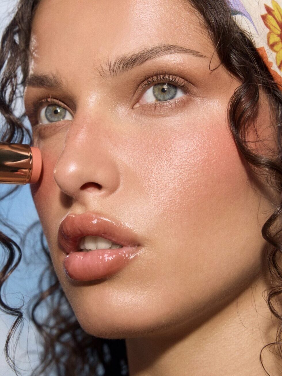 Charlotte Tilbury Completes the Unreal System with a New Highlighter ...